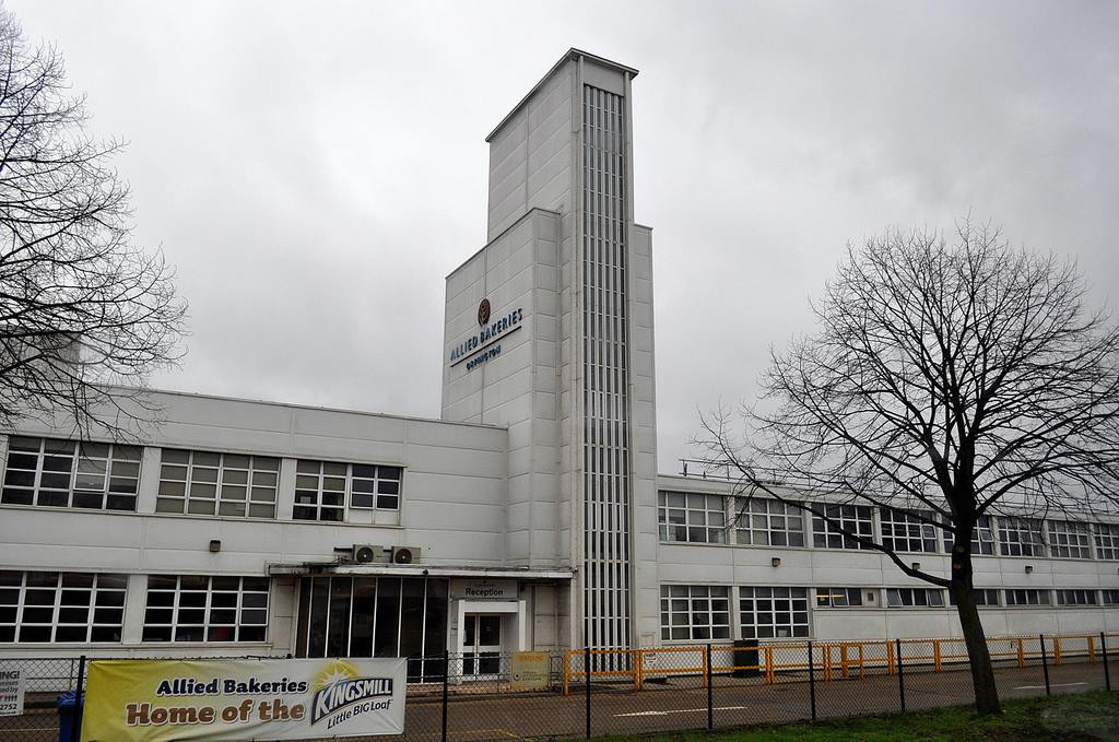 295m2, Commercial Renovation, Allied Bakery, Screeding in Orpington.